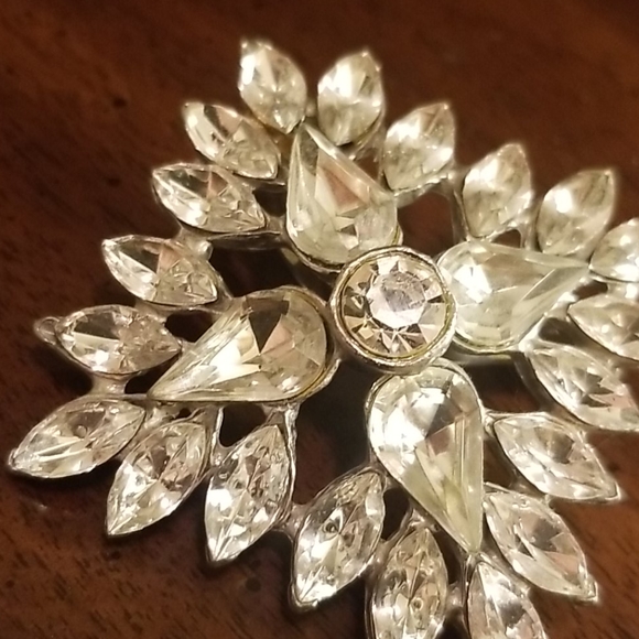 Vintage | Jewelry | Vintage Beautiful Square Rhinestone Brooch Pm 31 ...